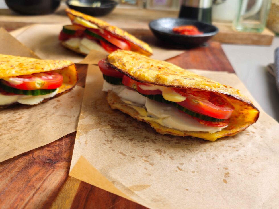 Sandwich base from potatoes and cheese | It's us food